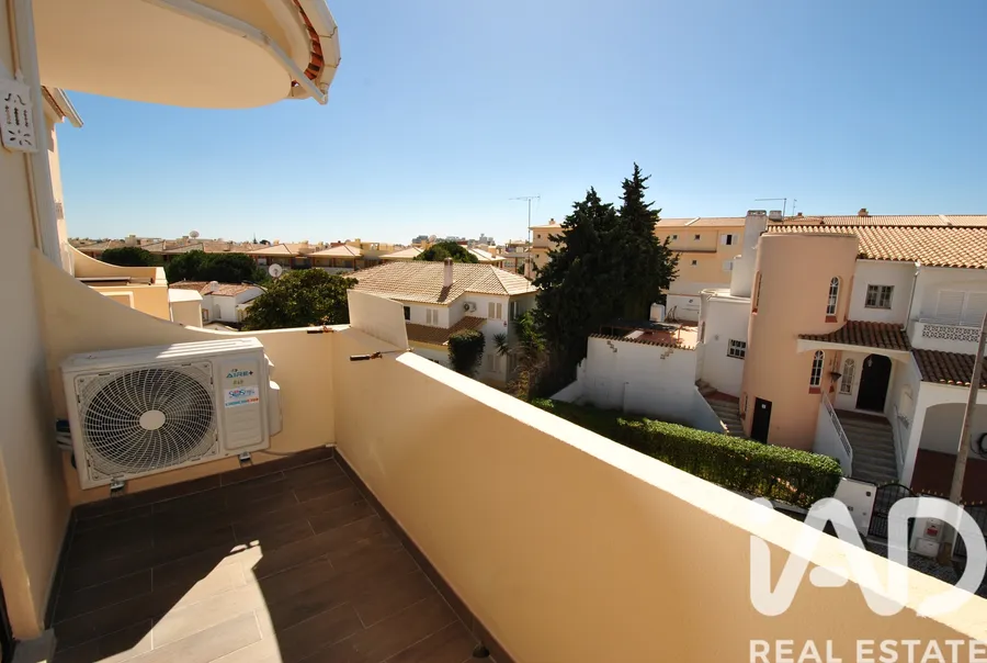 1 apartamento à venda em Sobradelo da Goma - iad