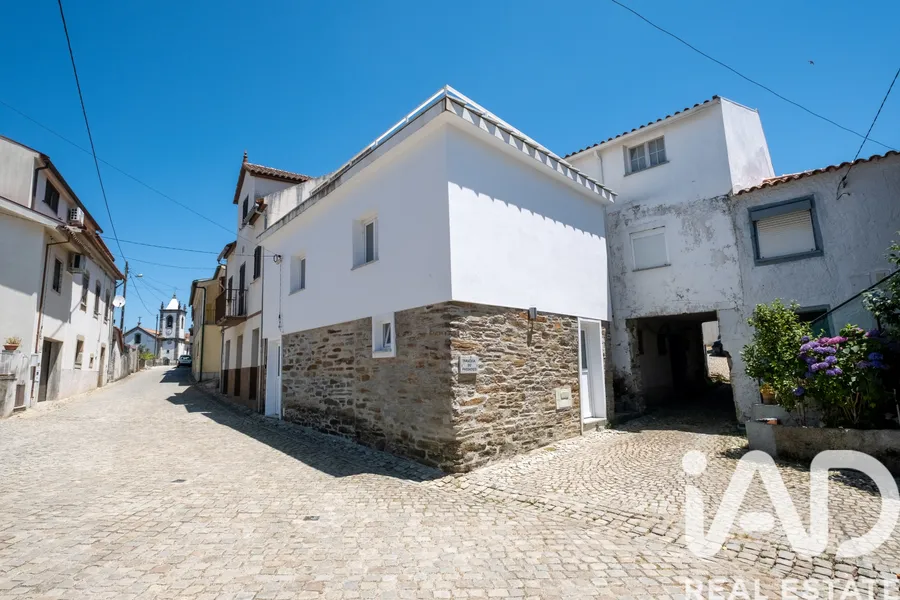 1 casa à venda em Pinheiro de Coja e Meda de Mouros - iad