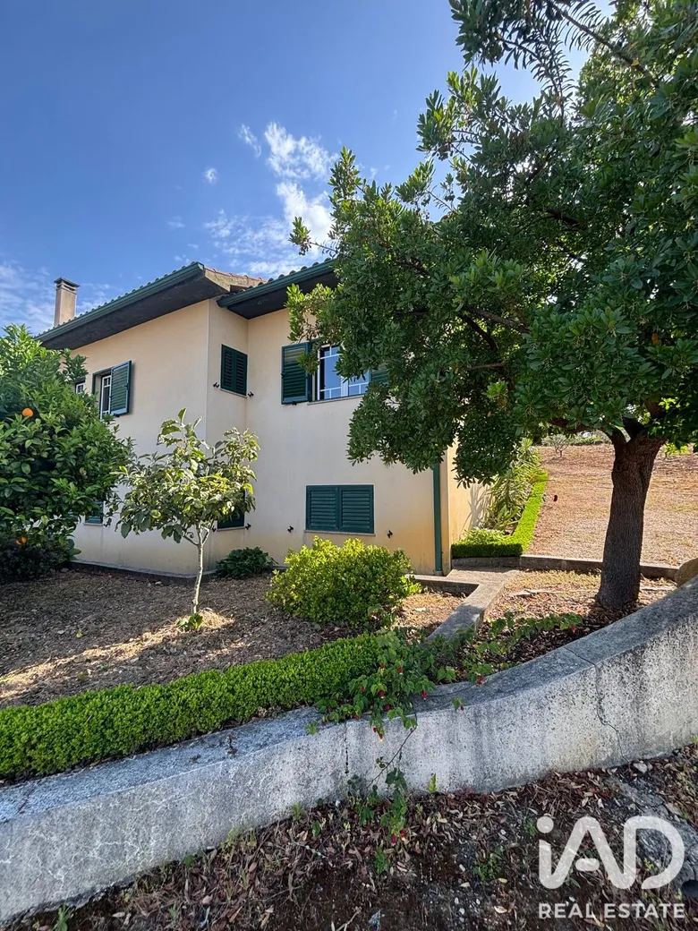 Sale house in Alvito da Beira: 4 bedrooms single-storey house 351 m² ...
