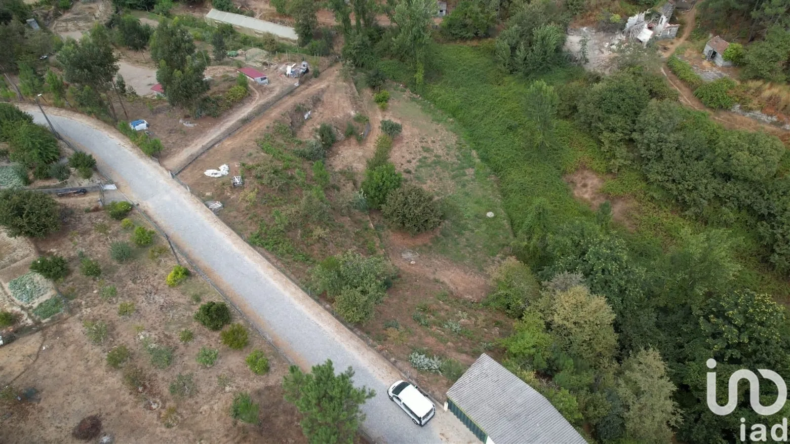 Sale land in Santo isidoro e livração (4635-270): land 2,100 m² ...