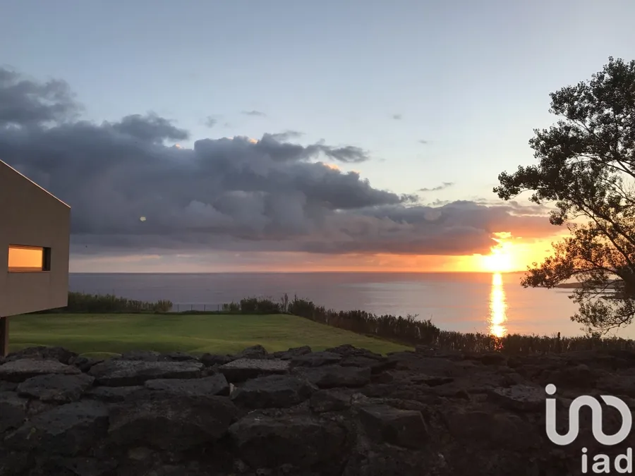 1 casa com terraço à venda em Água de Pau - iad